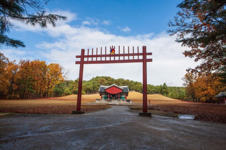 King Jeongjo And Crown Prince Sado History: A Royal Tragedy | KCulture ...